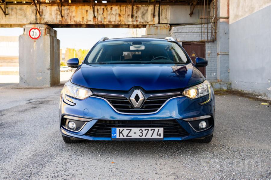 Zils Renault Megane 2017 Valmiera, ar dzinēja tilpumu 1.50 L un nobraukumu 0 tūkst. km par 7995 €, foto 15 vietnē AUTOMOTO.COM.LV