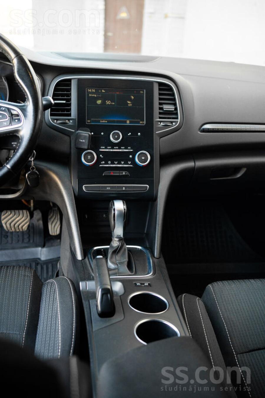 Zils Renault Megane 2017 Valmiera, ar dzinēja tilpumu 1.50 L un nobraukumu 0 tūkst. km par 7995 €, foto 22 vietnē AUTOMOTO.COM.LV