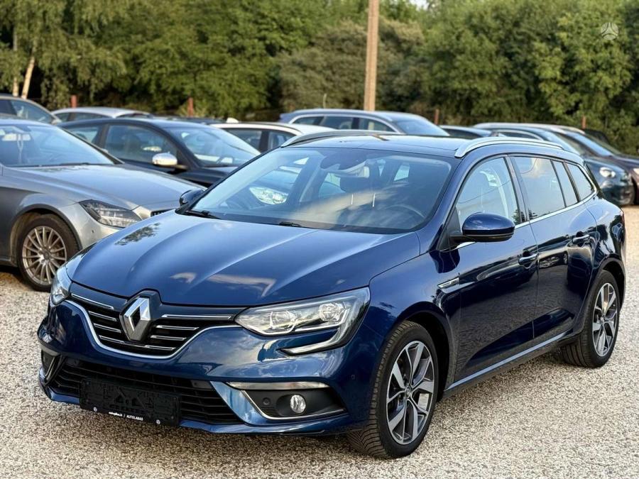 Blue Renault Megane 2017 in Ukmerge, with an engine capacity of 1.20 L and mileage of 141 thousand km for 5999 €, photo 3 on AUTOMOTO.COM.LV