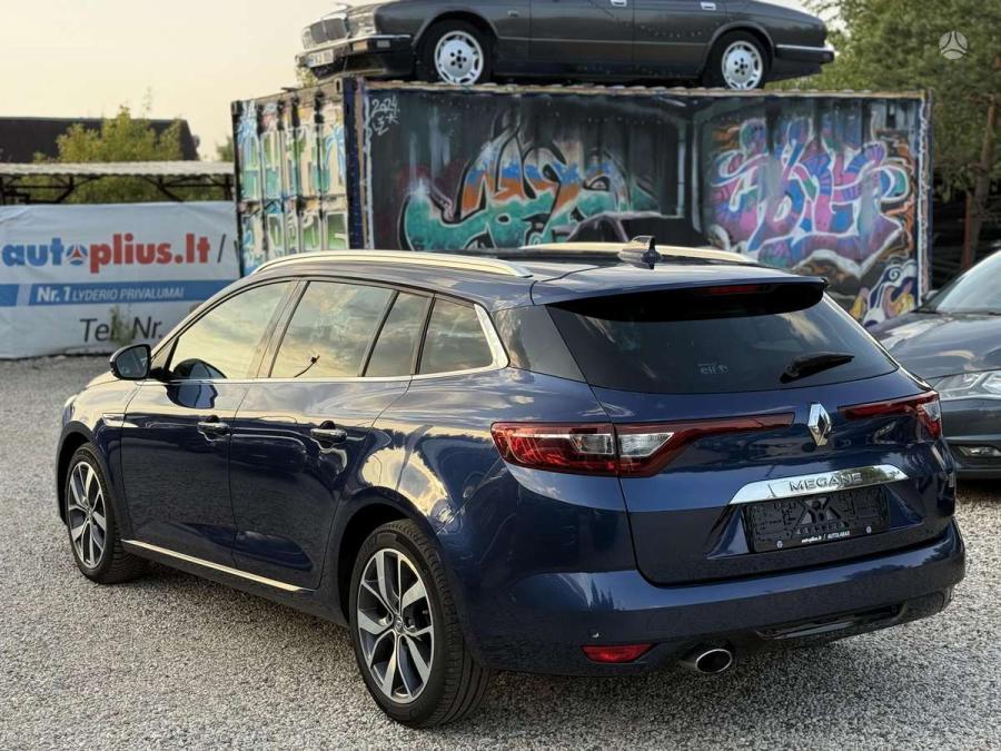 Blue Renault Megane 2017 in Ukmerge, with an engine capacity of 1.20 L and mileage of 141 thousand km for 5999 €, photo 4 on AUTOMOTO.COM.LV