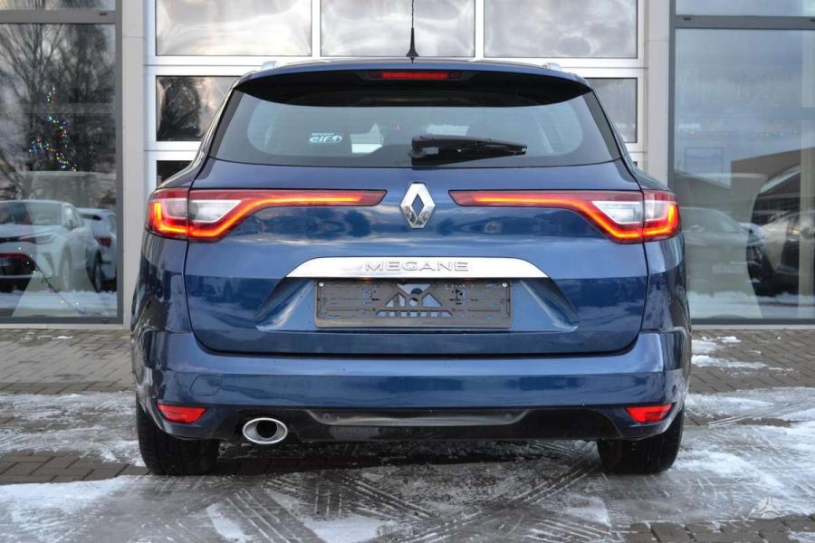 Blue Renault Megane 2018 in Vilnius, with an engine capacity of 1.46 L and mileage of 205 thousand km for 7700 €, photo 8 on AUTOMOTO.COM.LV