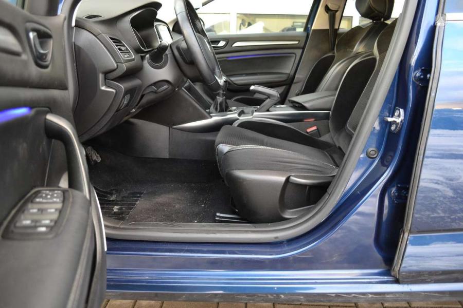 Blue Renault Megane 2018 in Vilnius, with an engine capacity of 1.46 L and mileage of 205 thousand km for 7700 €, photo 18 on AUTOMOTO.COM.LV