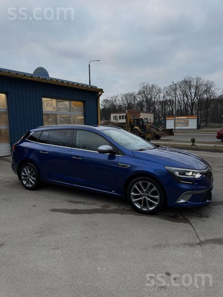 Blue Renault Megane 2018 in Riga, with an engine capacity of 1.50 L and mileage of 308 thousand km for 8400 €, photo 6 on AUTOMOTO.COM.LV
