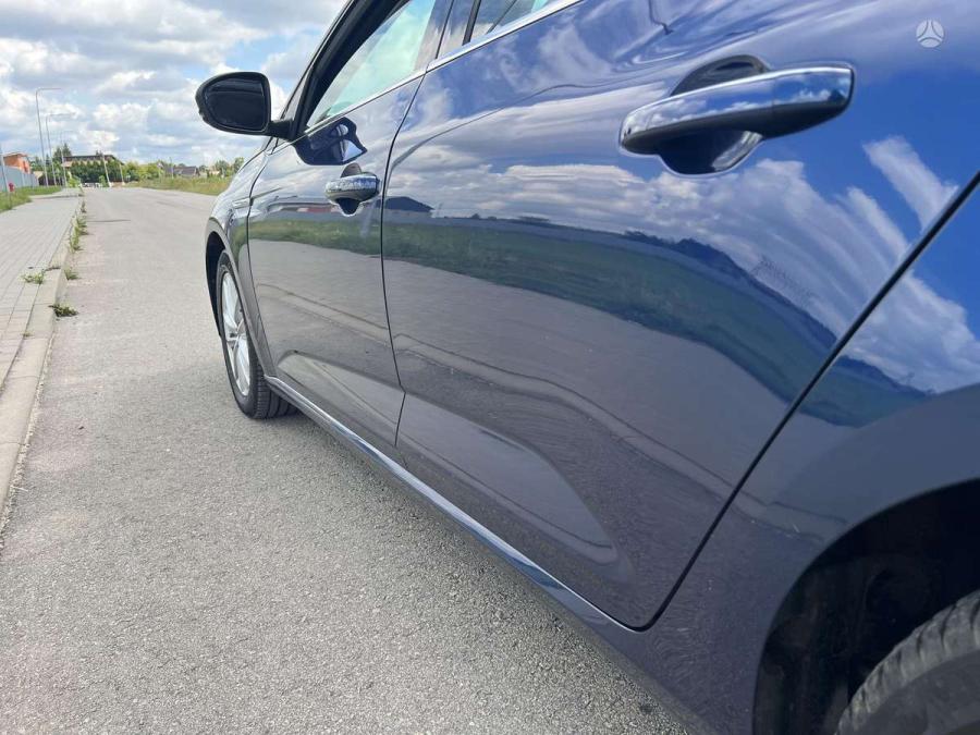 Zils Renault Megane 2018 Kauņa, ar dzinēja tilpumu 1.46 L un nobraukumu 169 tūkst. km par 6850 €, foto 31 vietnē AUTOMOTO.COM.LV