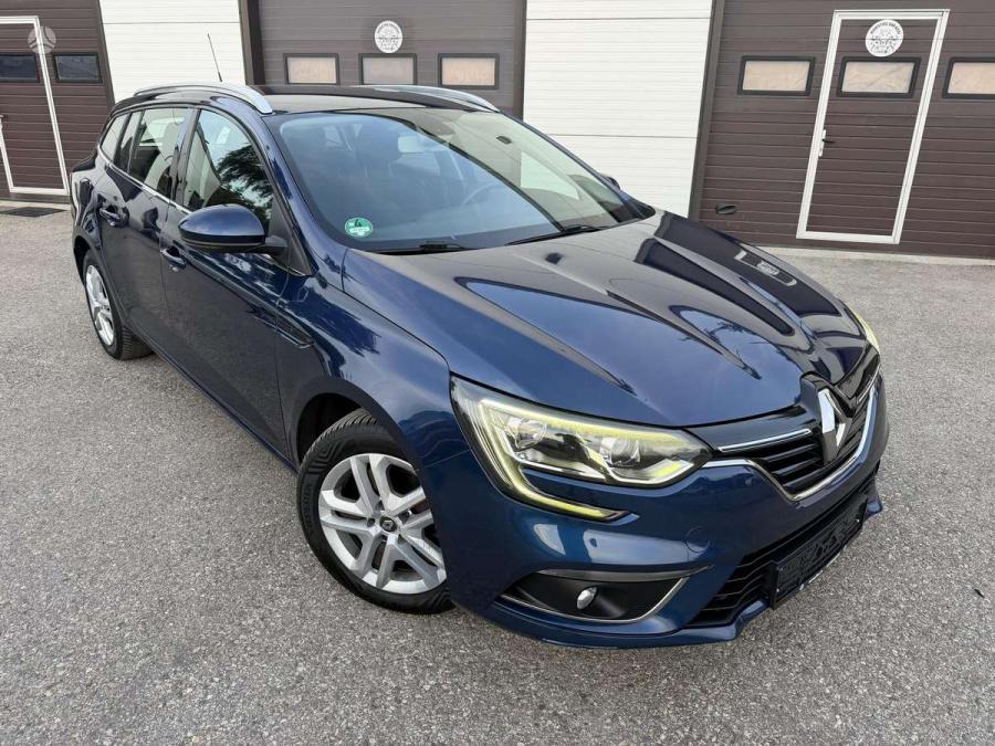 Blue Renault Megane 2018 in Utena, with an engine capacity of 1.33 L and mileage of 166 thousand km for 7750 €, photo 3 on AUTOMOTO.COM.LV