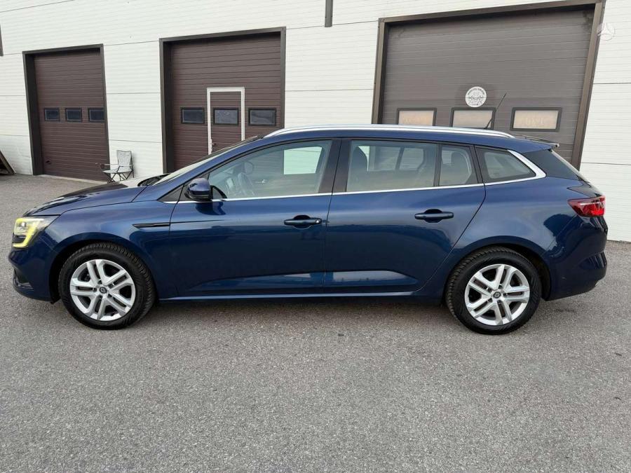 Blue Renault Megane 2018 in Utena, with an engine capacity of 1.33 L and mileage of 166 thousand km for 7750 €, photo 10 on AUTOMOTO.COM.LV