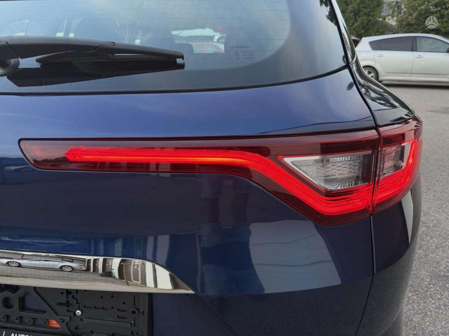 Blue Renault Megane 2018 in Utena, with an engine capacity of 1.33 L and mileage of 166 thousand km for 7750 €, photo 19 on AUTOMOTO.COM.LV