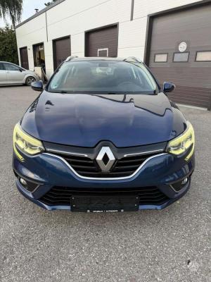 Blue Renault Megane 2018 in Utena, with an engine capacity of 1.33 L and mileage of 166 thousand km for 7750 €, photo 20 on AUTOMOTO.COM.LV
