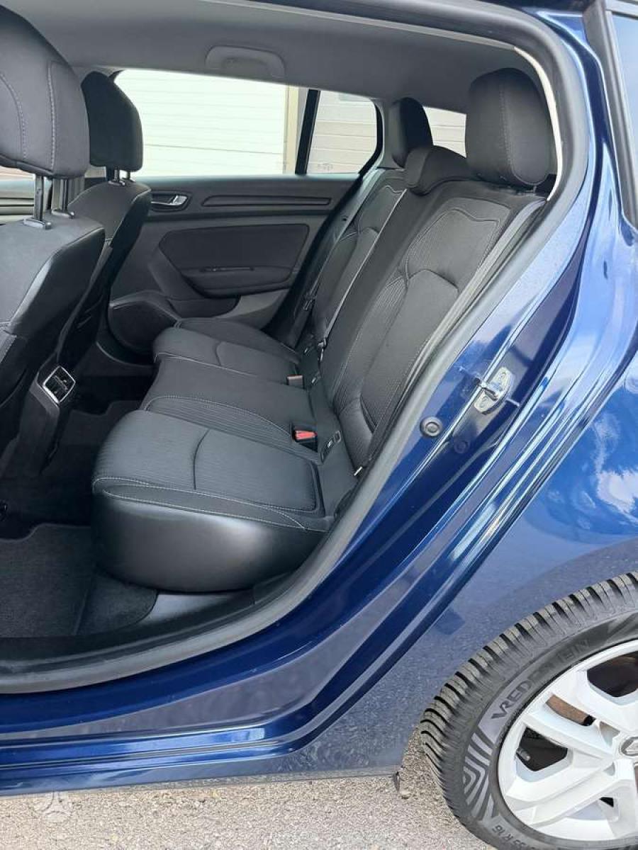Blue Renault Megane 2018 in Utena, with an engine capacity of 1.33 L and mileage of 166 thousand km for 7750 €, photo 26 on AUTOMOTO.COM.LV