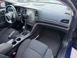 Blue Renault Megane 2018 in Utena, with an engine capacity of 1.33 L and mileage of 166 thousand km for 7750 €, photo 27 on AUTOMOTO.COM.LV