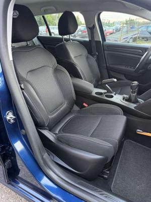 Blue Renault Megane 2018 in Utena, with an engine capacity of 1.33 L and mileage of 166 thousand km for 7750 €, photo 29 on AUTOMOTO.COM.LV