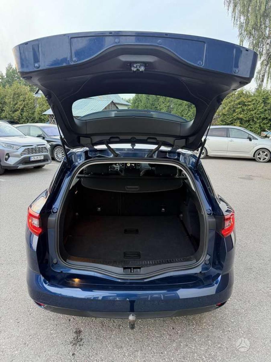 Blue Renault Megane 2018 in Utena, with an engine capacity of 1.33 L and mileage of 166 thousand km for 7750 €, photo 31 on AUTOMOTO.COM.LV