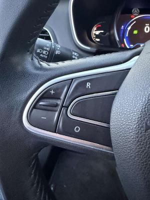 Blue Renault Megane 2018 in Utena, with an engine capacity of 1.33 L and mileage of 166 thousand km for 7750 €, photo 37 on AUTOMOTO.COM.LV