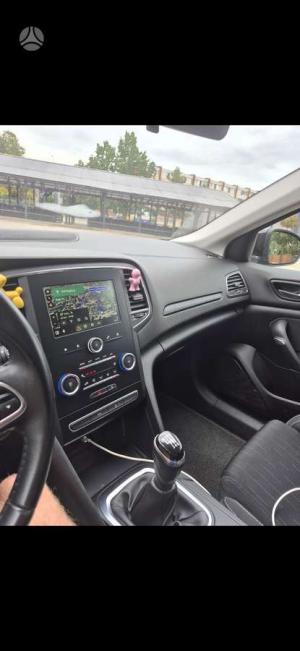 Zils Renault Megane 2019 Marijampole, ar dzinēja tilpumu 1.33 L un nobraukumu 131 tūkst. km par 7900 €, foto 9 vietnē AUTOMOTO.COM.LV