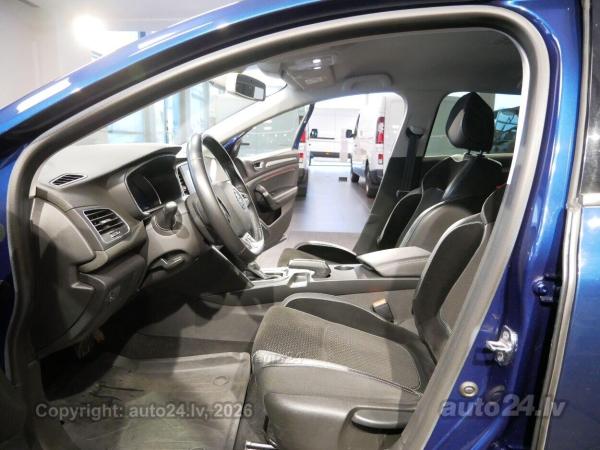 Blue Renault Megane 2020 in Tallinn, with an engine capacity of 1.30 L and mileage of 50 thousand km for 13990 €, photo 7 on AUTOMOTO.COM.LV
