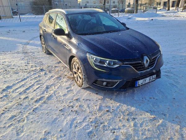 Blue Renault Megane 2020 in Vilnius, with an engine capacity of 1.33 L and mileage of 109 thousand km for 10450 €, photo 2 on AUTOMOTO.COM.LV