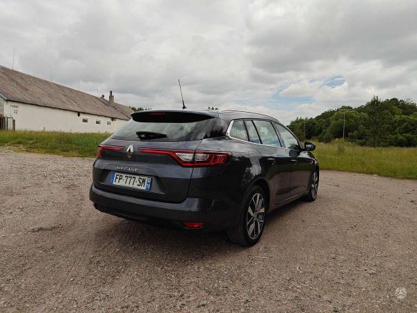 Zils Renault Megane 2020 Tauragė, ar dzinēja tilpumu 1.46 L un nobraukumu 233 tūkst. km par 6800 €, foto 9 vietnē AUTOMOTO.COM.LV