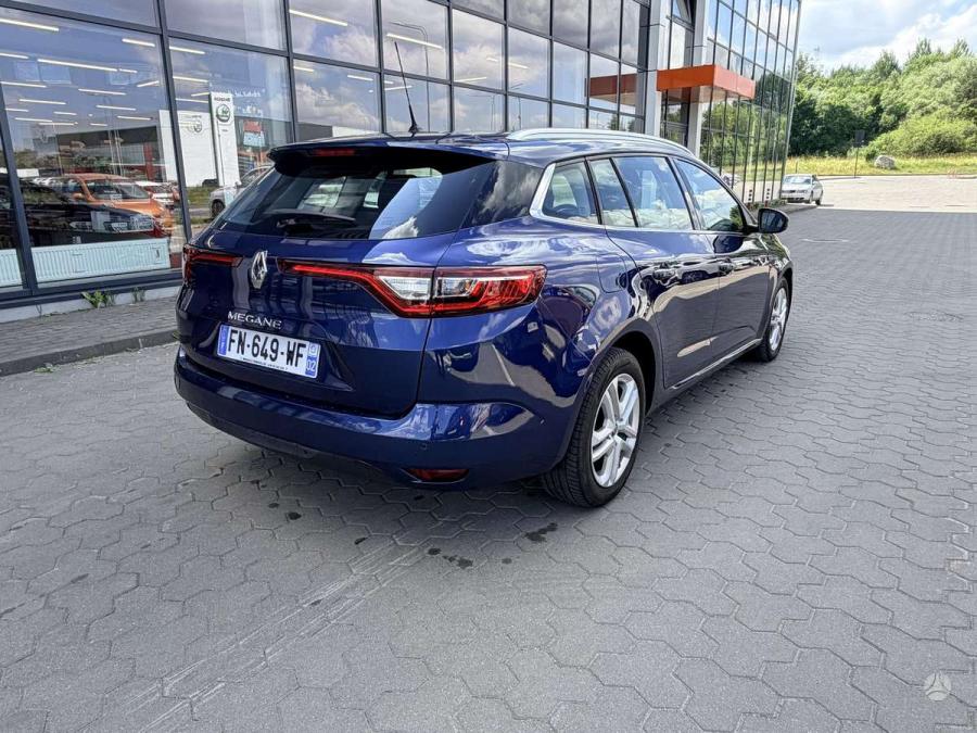 Zils Renault Megane 2020 Viļņa, ar dzinēja tilpumu 1.46 L un nobraukumu 144 tūkst. km par 8200 €, foto 5 vietnē AUTOMOTO.COM.LV