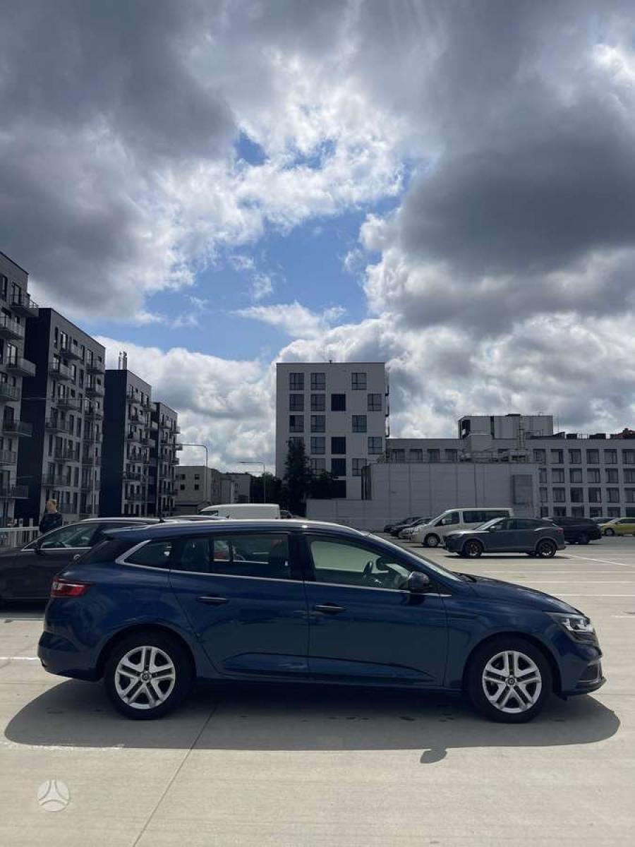 Zils Renault Megane 2020 Viļņa, ar dzinēja tilpumu 1.46 L un nobraukumu 163 tūkst. km par 10043 €, foto 5 vietnē AUTOMOTO.COM.LV
