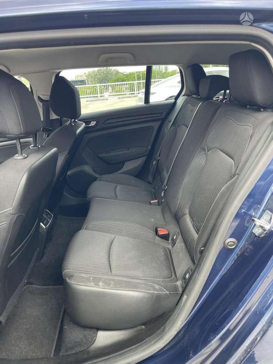 Zils Renault Megane 2020 Viļņa, ar dzinēja tilpumu 1.46 L un nobraukumu 163 tūkst. km par 10043 €, foto 17 vietnē AUTOMOTO.COM.LV