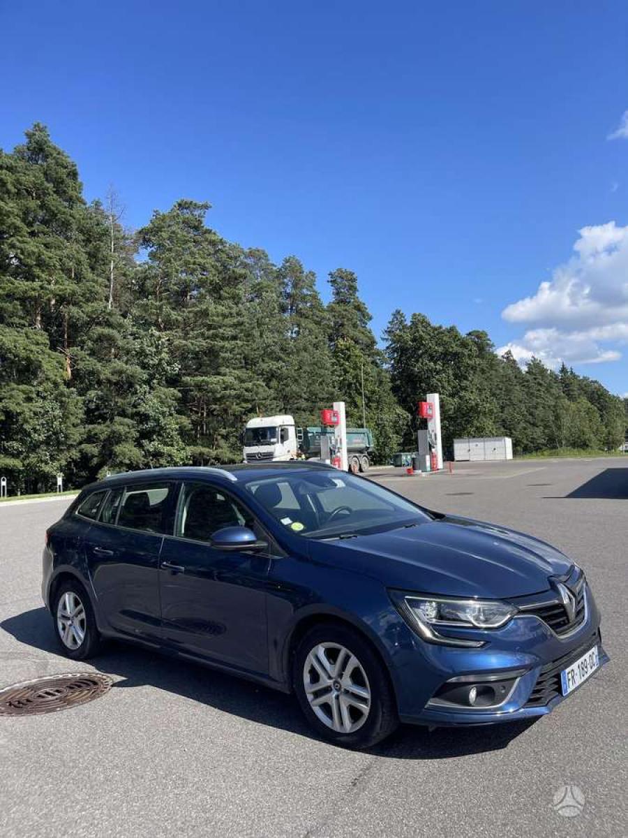 Blue Renault Megane 2020 in Vilnius, with an engine capacity of 1.46 L and mileage of 126 thousand km for 9559 €, photo 4 on AUTOMOTO.COM.LV