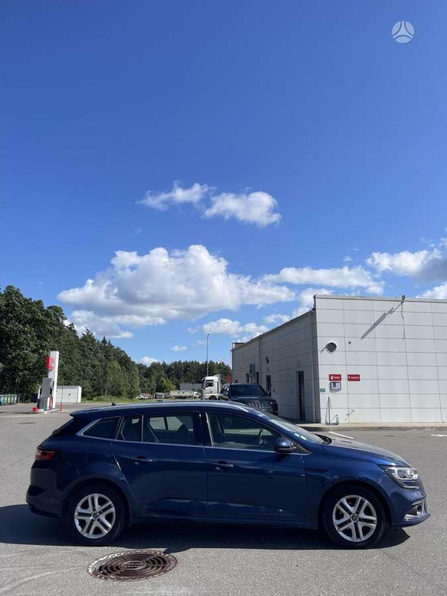 Blue Renault Megane 2020 in Vilnius, with an engine capacity of 1.46 L and mileage of 126 thousand km for 9559 €, photo 5 on AUTOMOTO.COM.LV