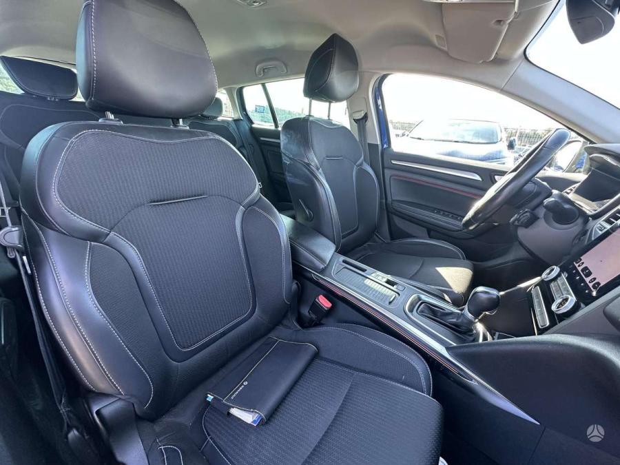Blue Renault Megane 2021 in Vilnius, with an engine capacity of 1.46 L and mileage of 184 thousand km for 10889 €, photo 21 on AUTOMOTO.COM.LV