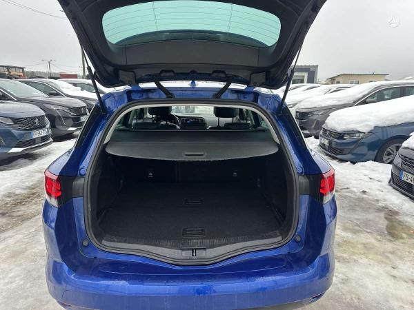 Blue Renault Megane 2022 in Vilnius, with an engine capacity of 1.33 L and mileage of 131 thousand km for 12704 €, photo 7 on AUTOMOTO.COM.LV