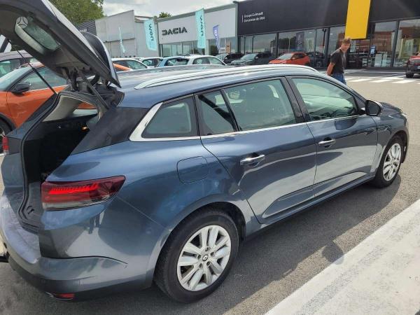 Zils Renault Megane 2022 Tauragė, ar dzinēja tilpumu 1.50 L un nobraukumu 194 tūkst. km par 8800 €, foto 3 vietnē AUTOMOTO.COM.LV