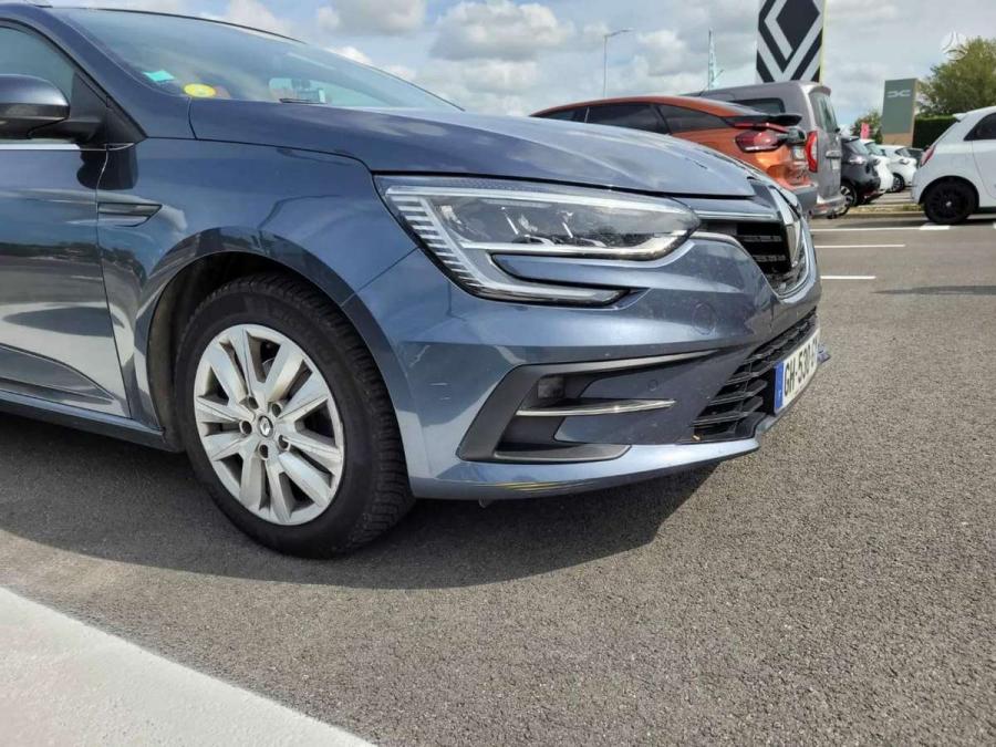 Blue Renault Megane 2022 in Taurage, with an engine capacity of 1.50 L and mileage of 194 thousand km for 8800 €, photo 3 on AUTOMOTO.COM.LV