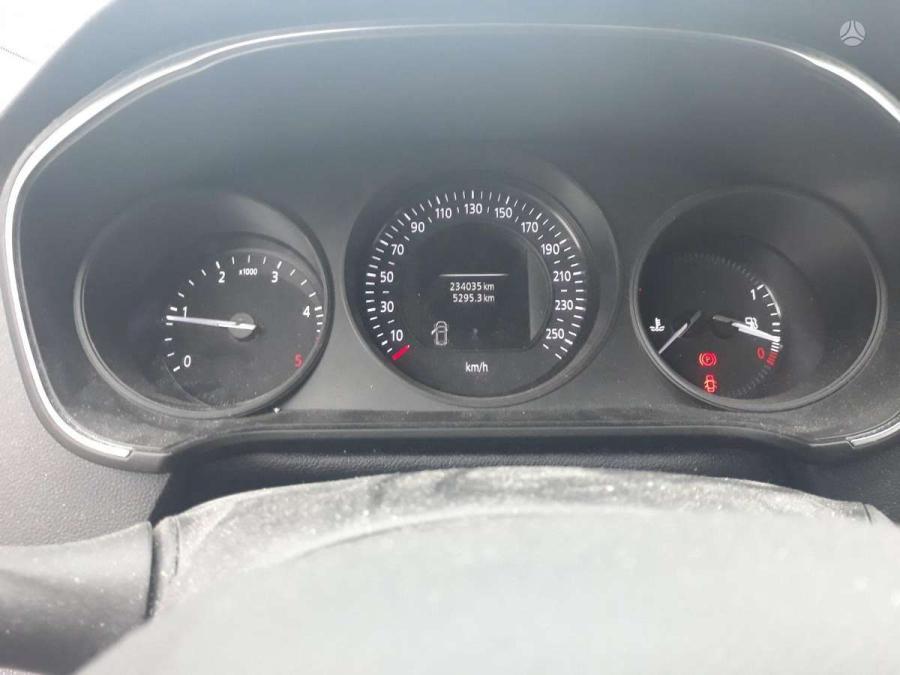 Blue Renault Megane 2022 in Taurage, with an engine capacity of 1.50 L and mileage of 194 thousand km for 8800 €, photo 8 on AUTOMOTO.COM.LV