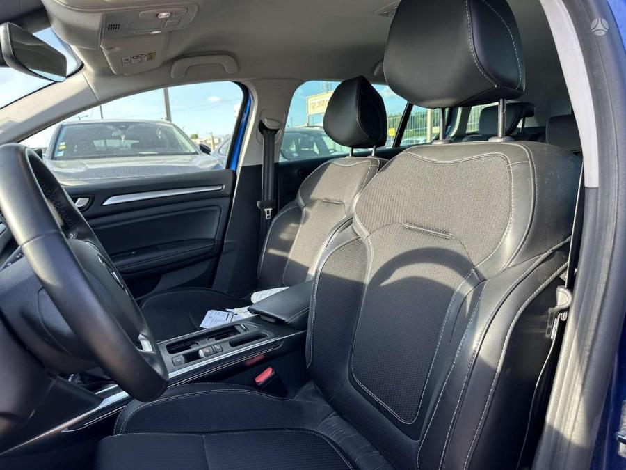 Blue Renault Megane 2022 in Vilnius, with an engine capacity of 1.46 L and mileage of 158 thousand km for 13430 €, photo 12 on AUTOMOTO.COM.LV