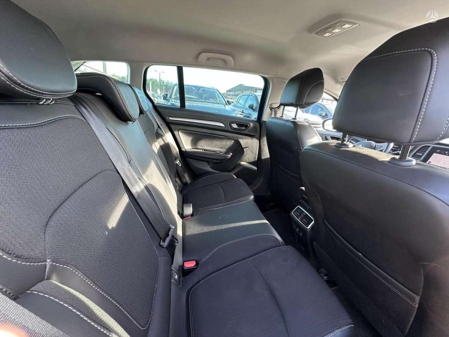 Blue Renault Megane 2022 in Vilnius, with an engine capacity of 1.46 L and mileage of 158 thousand km for 13430 €, photo 18 on AUTOMOTO.COM.LV