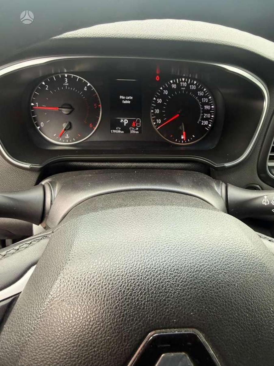 Blue Renault Megane 2022 in Vilnius, with an engine capacity of 1.46 L and mileage of 170 thousand km for 9250 €, photo 11 on AUTOMOTO.COM.LV