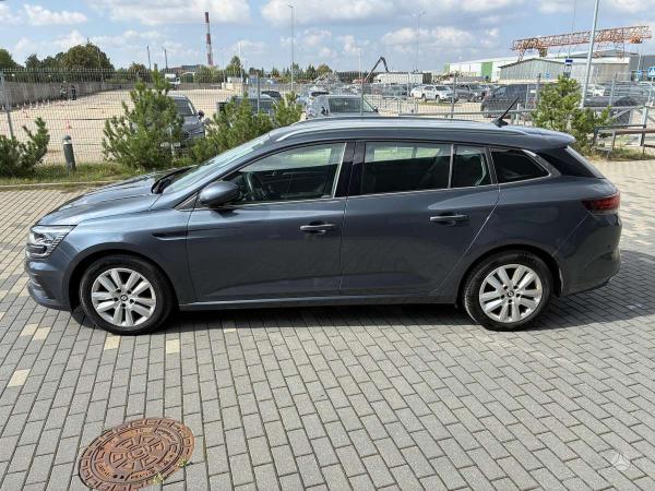 Blue Renault Megane 2022 in Siauliai, with an engine capacity of 1.46 L and mileage of 182 thousand km for 11900 €, photo 3 on AUTOMOTO.COM.LV
