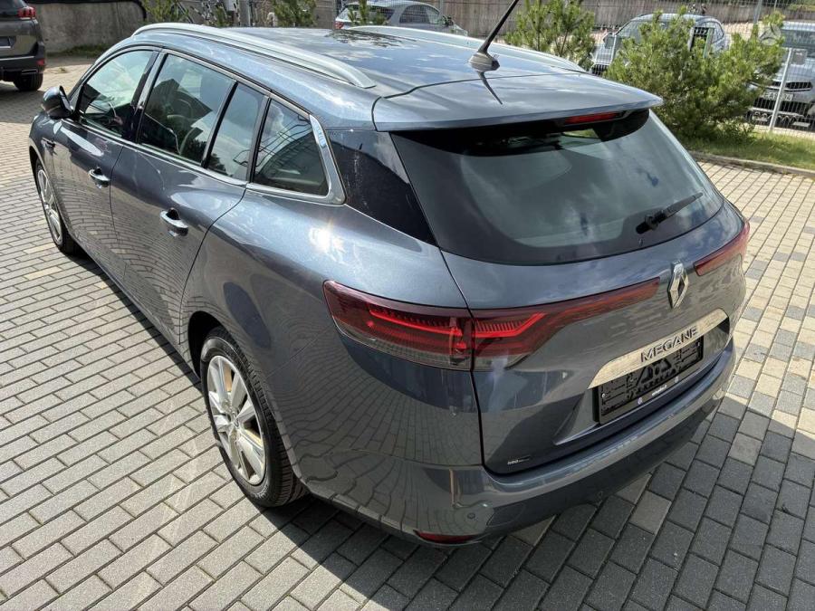 Zils Renault Megane 2022 Šauļi, ar dzinēja tilpumu 1.46 L un nobraukumu 182 tūkst. km par 11900 €, foto 4 vietnē AUTOMOTO.COM.LV