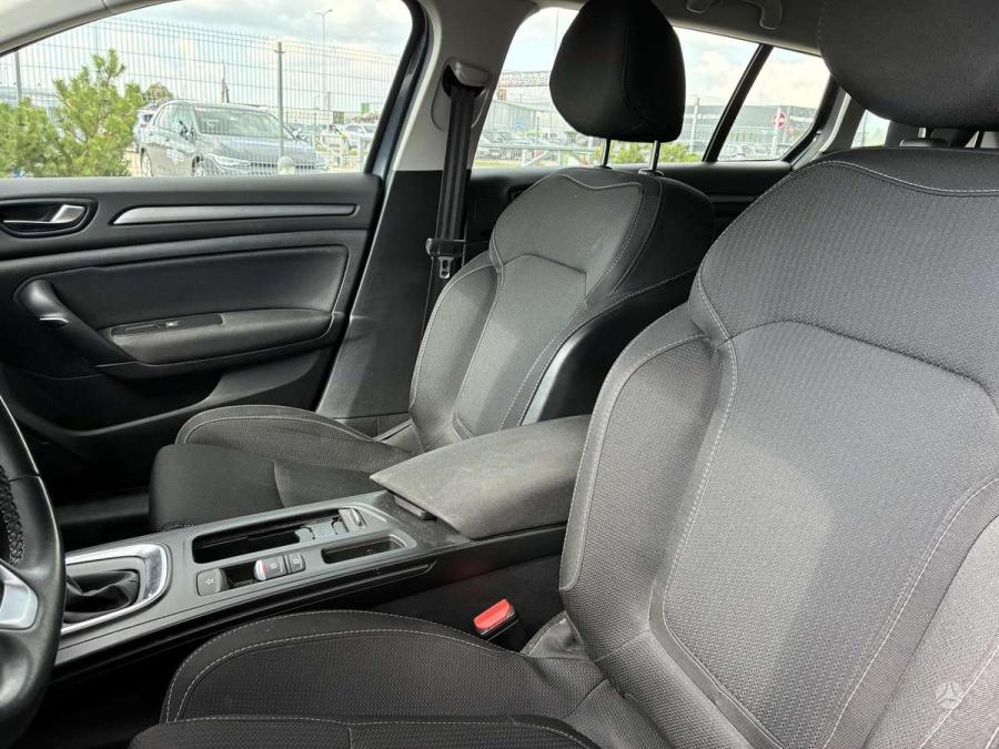 Zils Renault Megane 2022 Šauļi, ar dzinēja tilpumu 1.46 L un nobraukumu 182 tūkst. km par 11900 €, foto 12 vietnē AUTOMOTO.COM.LV