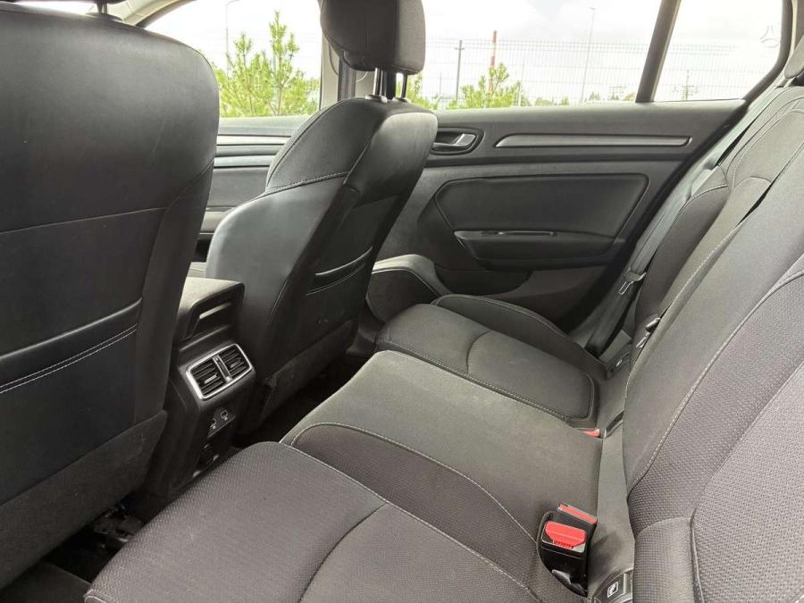 Zils Renault Megane 2022 Šauļi, ar dzinēja tilpumu 1.46 L un nobraukumu 182 tūkst. km par 11900 €, foto 21 vietnē AUTOMOTO.COM.LV
