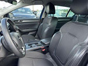 Blue Renault Megane 2022 in Vilnius, with an engine capacity of 1.46 L and mileage of 159 thousand km for 13309 €, photo 11 on AUTOMOTO.COM.LV