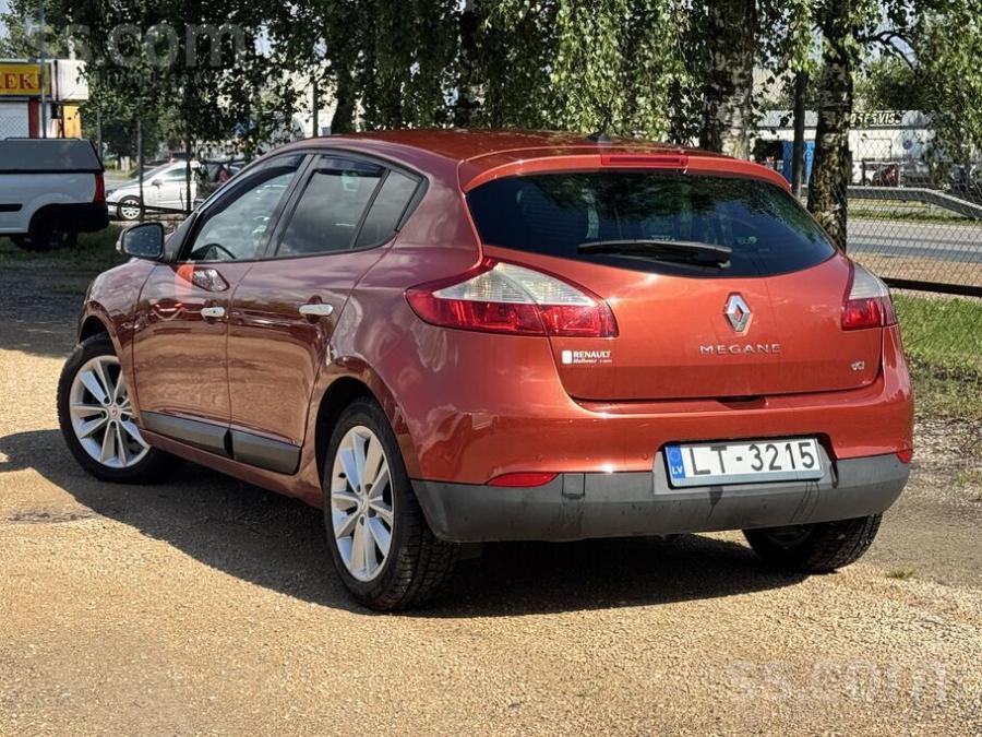 Brūns Renault Megane 2010 Rīga, ar dzinēja tilpumu 1.90 L un nobraukumu 296 tūkst. km par 2590 €, foto 5 vietnē AUTOMOTO.COM.LV