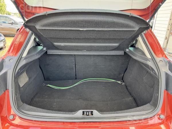 Brūns Renault Megane 2010 Rīga, ar dzinēja tilpumu 1.90 L un nobraukumu 296 tūkst. km par 2590 €, foto 10 vietnē AUTOMOTO.COM.LV