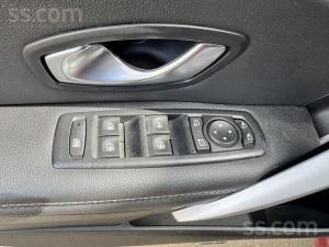 Brūns Renault Megane 2010 Rīga, ar dzinēja tilpumu 1.90 L un nobraukumu 296 tūkst. km par 2590 €, foto 14 vietnē AUTOMOTO.COM.LV