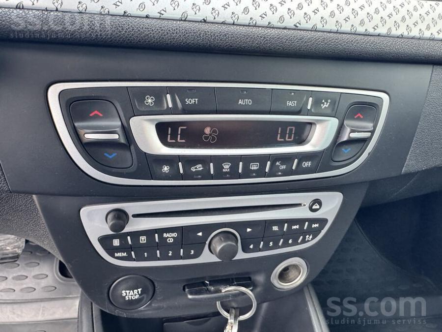 Brūns Renault Megane 2010 Rīga, ar dzinēja tilpumu 1.90 L un nobraukumu 296 tūkst. km par 2590 €, foto 19 vietnē AUTOMOTO.COM.LV