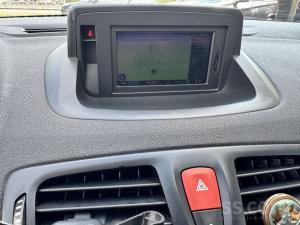Brūns Renault Megane 2010 Rīga, ar dzinēja tilpumu 1.90 L un nobraukumu 296 tūkst. km par 2590 €, foto 20 vietnē AUTOMOTO.COM.LV