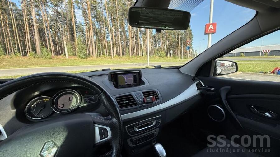 Brown Renault Megane 2012 in Riga, with an engine capacity of 1.50 L and mileage of 194 thousand km for 4700 €, photo 12 on AUTOMOTO.COM.LV