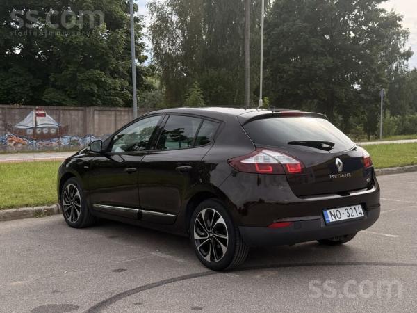 Brown Renault Megane 2015 in Cesis, with an engine capacity of 1.50 L and mileage of 134 thousand km for 5200 €, photo 4 on AUTOMOTO.COM.LV
