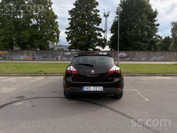 Brown Renault Megane 2015 in Cesis, with an engine capacity of 1.50 L and mileage of 134 thousand km for 5200 €, photo 6 on AUTOMOTO.COM.LV