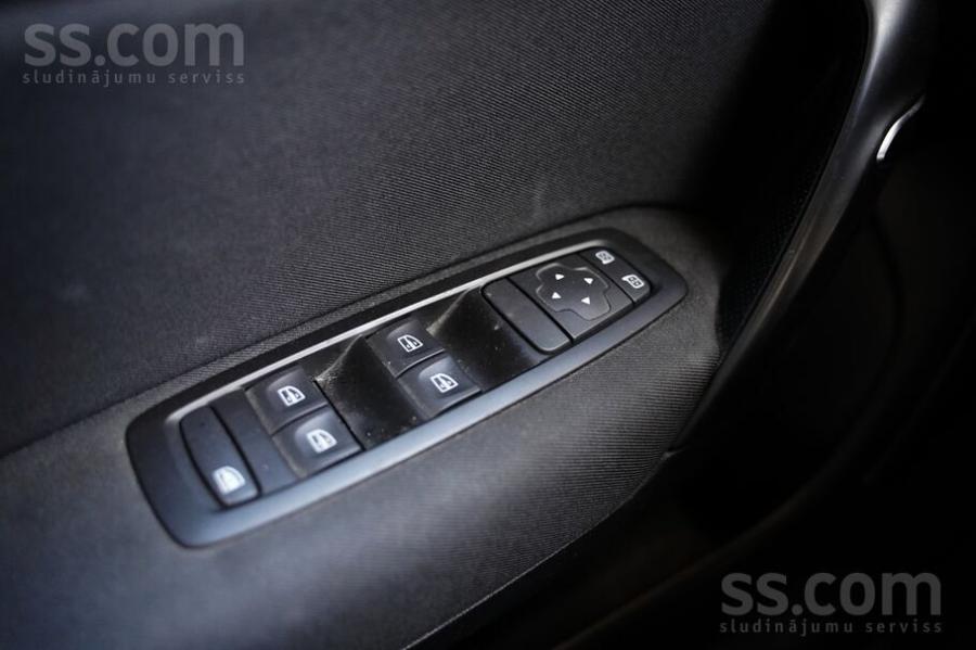 Brūns Renault Megane 2016 Rīga, ar dzinēja tilpumu 1.20 L un nobraukumu 183 tūkst. km par 4400 €, foto 14 vietnē AUTOMOTO.COM.LV