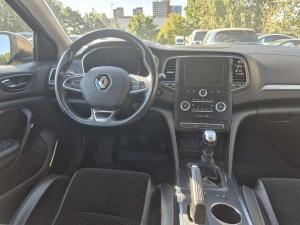 Brown Renault Megane 2017 in Vilnius, with an engine capacity of 1.20 L and mileage of 158 thousand km for 6500 €, photo 7 on AUTOMOTO.COM.LV