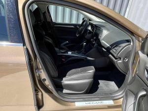 Brūns Renault Megane 2017 Viļņa, ar dzinēja tilpumu 1.20 L un nobraukumu 158 tūkst. km par 5999 €, foto 9 vietnē AUTOMOTO.COM.LV